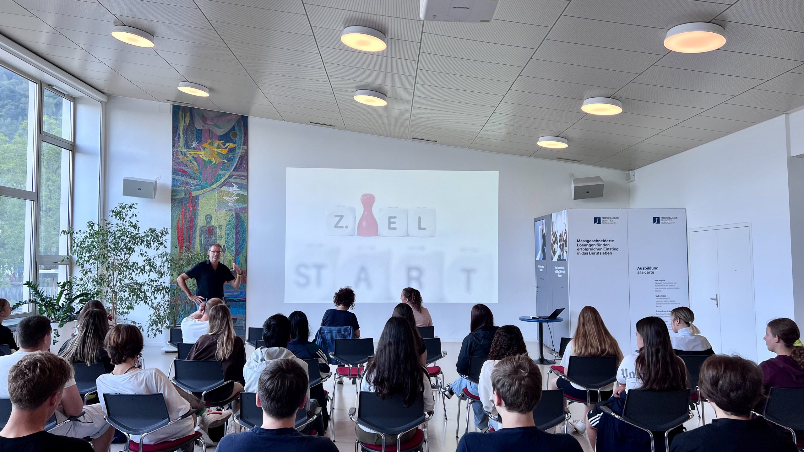 Start in die Berufswahlwoche - ZSJ